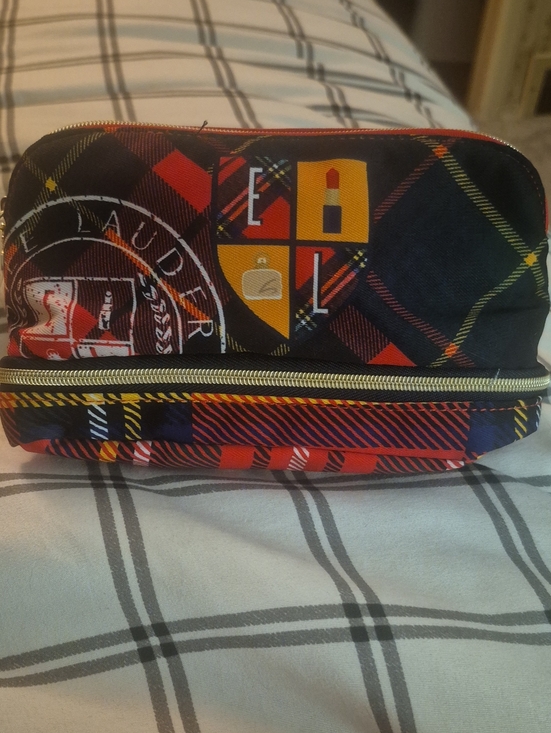 Estee Lauder | Bags | Estee Lauder Makeup Bag | Poshmark